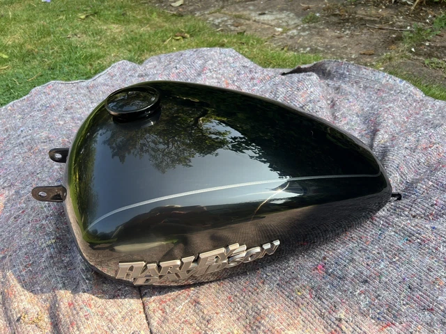 HARLEY DAVIDSON STREETBOB Tank Black FXBB Street Bob £995.00 - PicClick UK