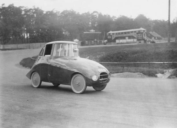 STREAMLINED CAR LEY T6 designed by Paul Jaray stream lined body 1921 ...