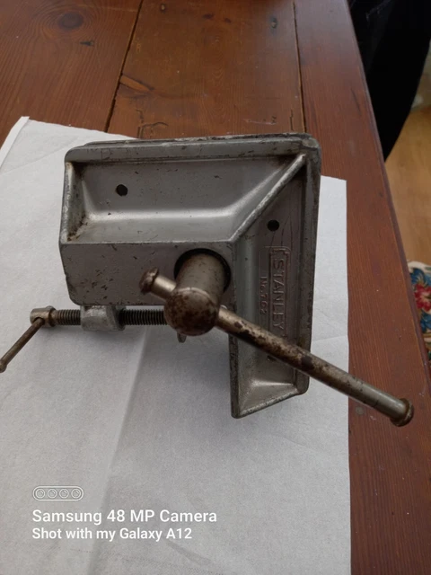 VINTAGE STANLEY NO: 702 Aluminium Corner Bench Vice £8.00 - PicClick UK