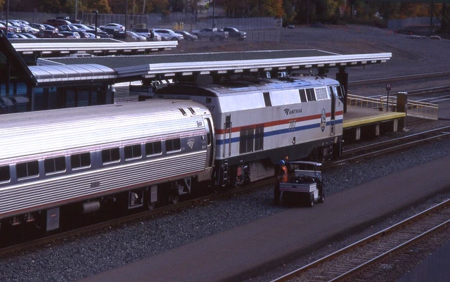 AMTRAK SLIDE. GE P32 GENESIS diesel 707 at Albany - Rensselaer train ...