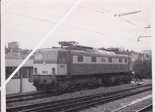 LARGE PHOTOGRAPH OF ex BR class 77, NS 1502 £3.00 - PicClick UK