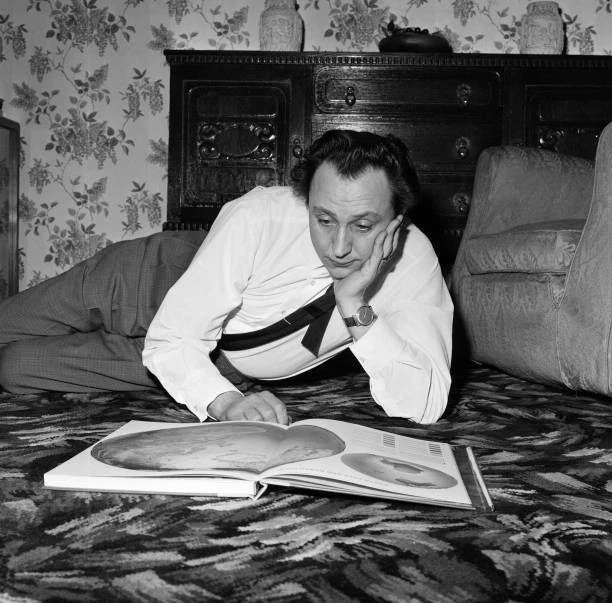 KEN DODD AT home in Knotty Ash Liverpool 15th March 1965 Old Photo $9. ...