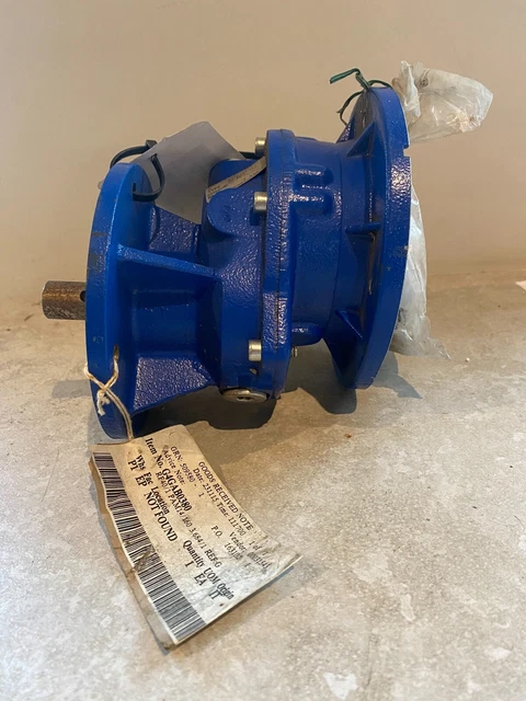 MOTOVARIO GEARBOX TYP RF40/1 OFFSET ( i 3,69) STOCK K3702 £76.50 ...