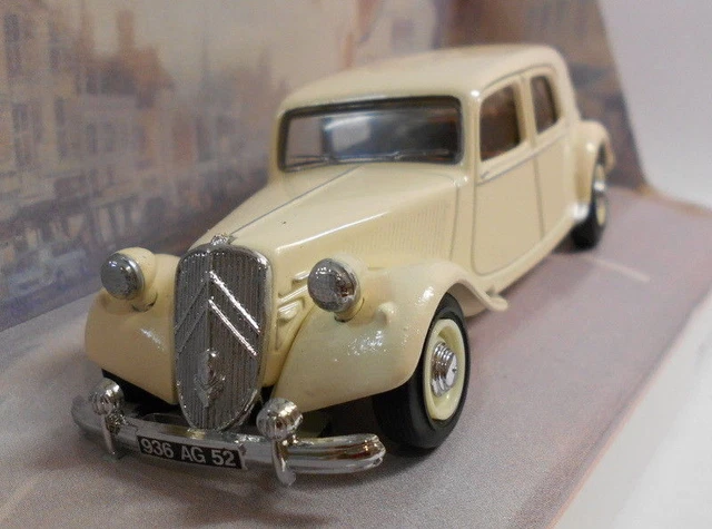 DINKY 1/43 SCALE Diecast Model DY-22B 1952 CITROEN 15 CV CREAM EUR 35 ...