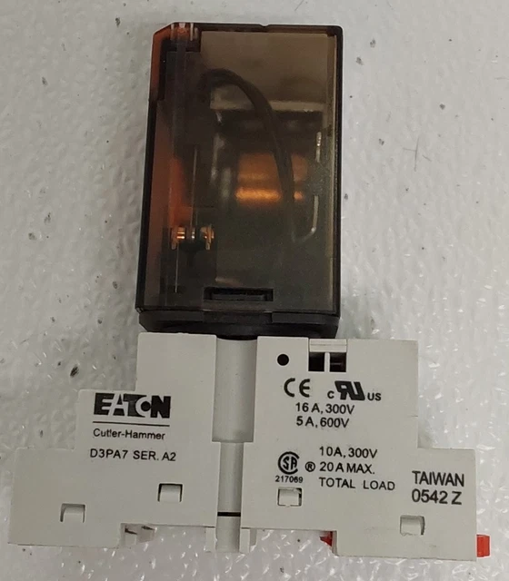 SCHRACK MT321024 24VDC 10A/250VAC Relay w/Eaton D3PA7 Relay Socket $29. ...