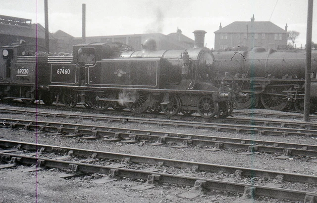 ORIGINAL 35MM B&W slide : LNER C15 67460 on shed £5.99 - PicClick UK