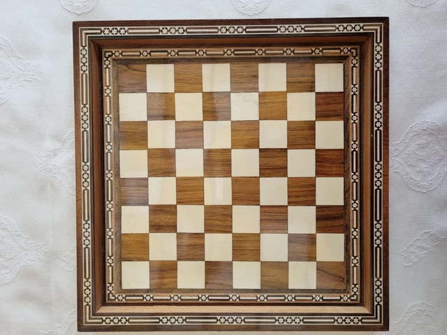 ANCIEN ECHIQUIER JEU D Echecs Bois Marqueterie Plateau EUR 25,00 ... ANCIEN ECHIQUIER JEU D Echecs Bois Marqueterie Plateau EUR 25,00 ...