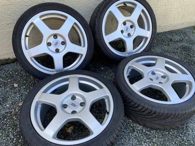 18& FORD FOCUS RS Mk1 OZ Racing 4x108 Alloys Wheels & 235/40/18 Tyres ...