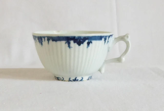 UNUSUAL ANTIQUE 18TH Century Blue & White Fluted Tea Cup Liverpool ...