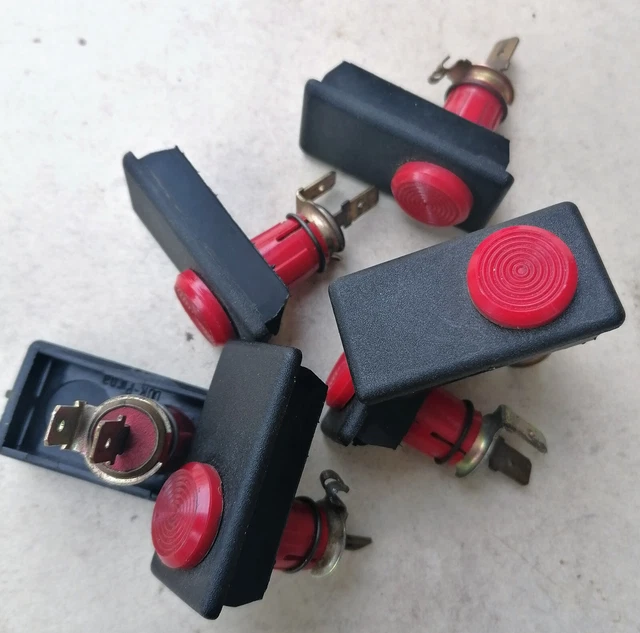 ROTE KONTROLLLAMPE SIGNALLAMPE Wippenschalter Warnblinker Trabant m ...