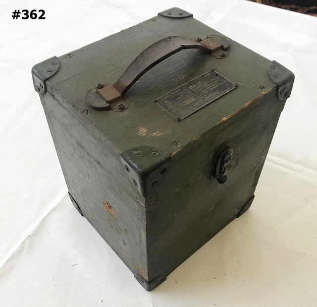 US WW2 MILITARIA SIGNAL CORPS boite DIETZ pour tubes radio BX-8 datée ...