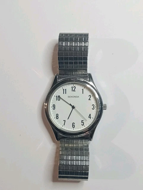 MENS VINTAGE SEKONDA Watch Working Battery In Flexi Strap Used £11.49 ...