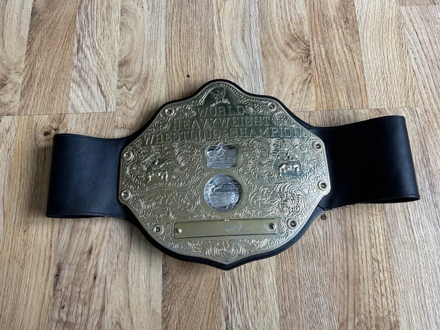 WWE WORLD HEAVYWEIGHT Championship Belt Mattel Sounds Wrestling Toy ...