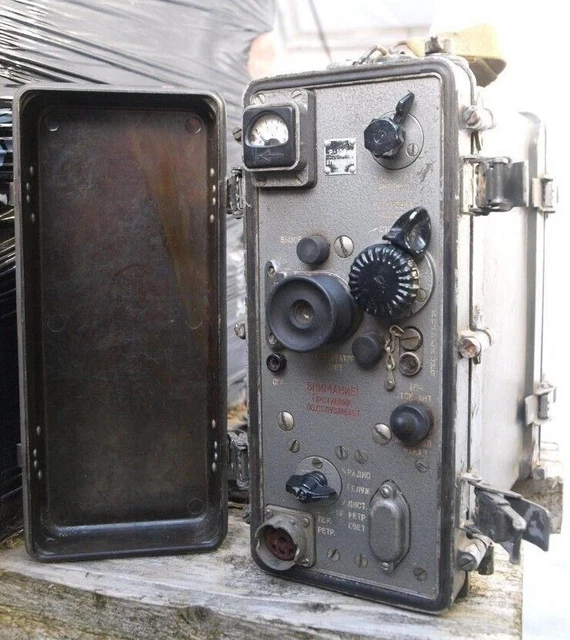 RUSSIAN MILITARY RADIO communication transmitter receiver field gear ...