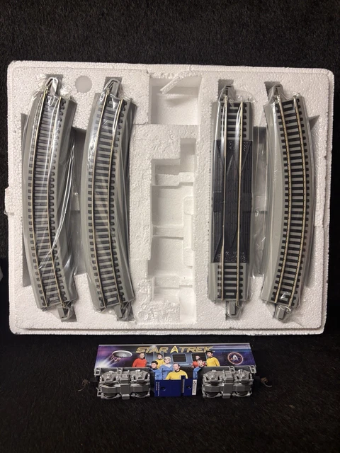 HAWTHORNE VILLAGE STAR Trek Express Train U.S.S Enterprise 2008 With ...