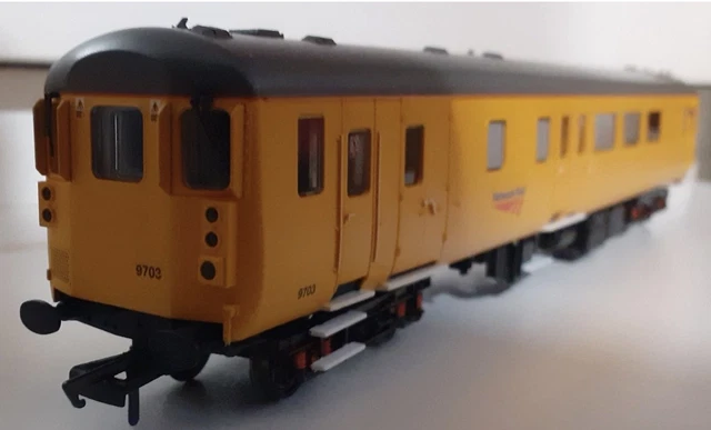 BACHMANN 39-737DC BR Network Rail MK2F DBSO Driving Brake OO Gauge with ...