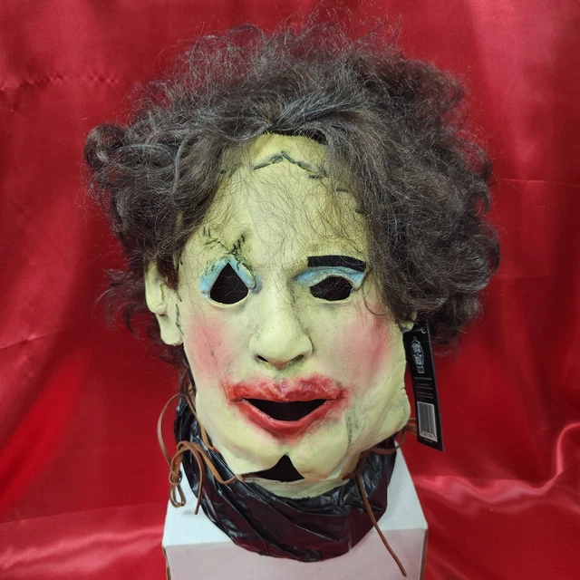 THE TEXAS CHAINSAW Massacre (1974) - Leatherface Pretty Woman Mask £56. ...