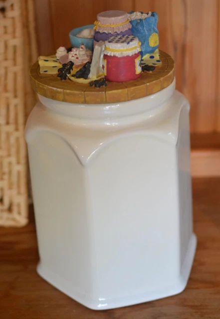 VINTAGE CERAMIC BISCUIT Barrel/Hexagonal Jar Handpainted Cottage Core £ ...