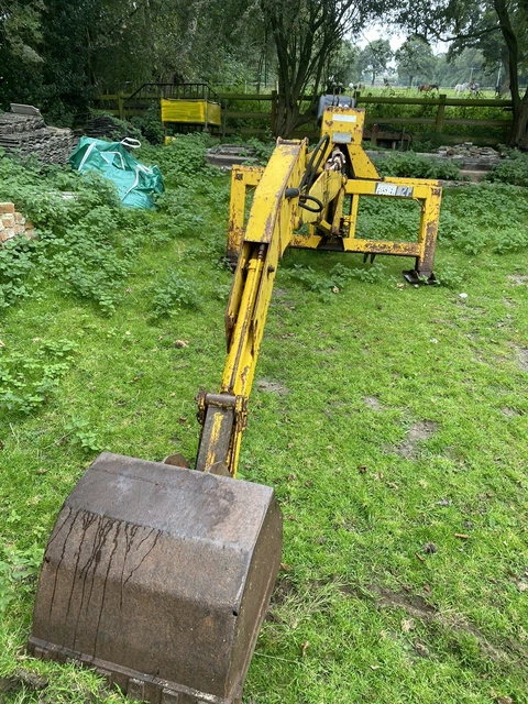 FOSTER D2P TRACTOR mounted back actor digger £1,000.00 - PicClick UK