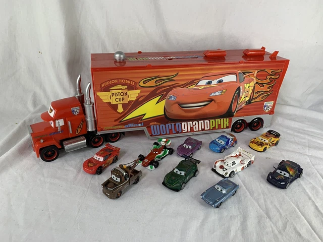 DISNEY PIXAR CARS 2 Mack Hauler Truck Carry Case With Cars World Grand ...