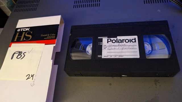 SOLD BLANK AS vhs - Cartoons - PBS Kids - Clifford the Big Red Dog - 24 ...