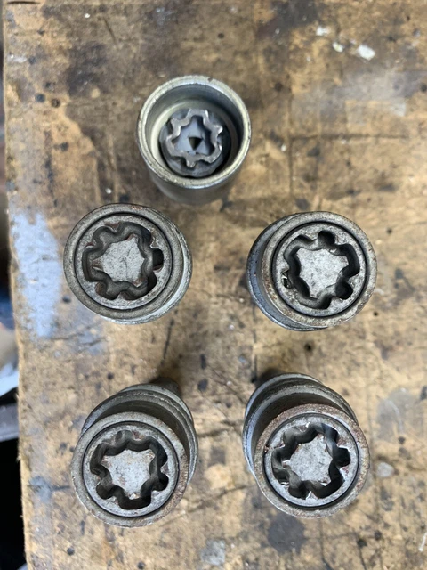 GENUINE VW T5 T6 TRANSPORTER LOCKING WHEEL NUTS BOLT KEY SET 19mm IN ...