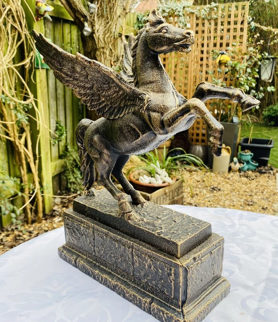 STATUA CAVALLO ALATO Pegaso Mitologia Greca Bronzata Ghisa Su Pilinto ...