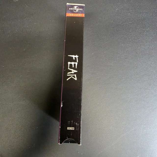 Universal Thrillers Fear Vhs 1996 Ntsc R Erotic Thriller Mark Wahlberg