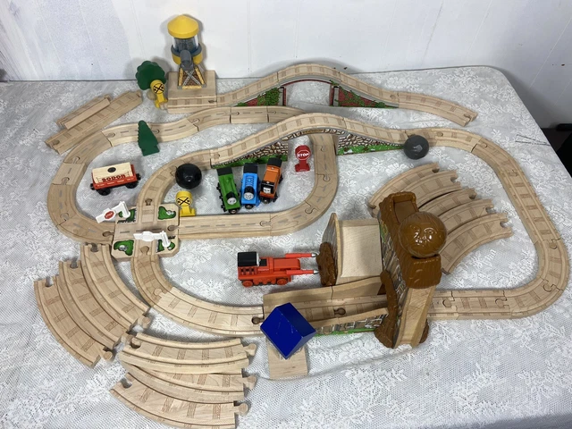 THOMAS & FRIENDS Wooden Railway Mountain Boulder Train Track Set & More ...