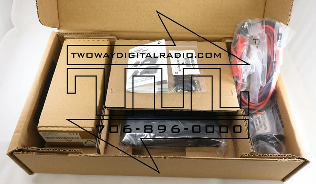 MOTOROLA MOTOTRBO XPR5550E VHF Color Display, BT, GPS, Expansion Card ...