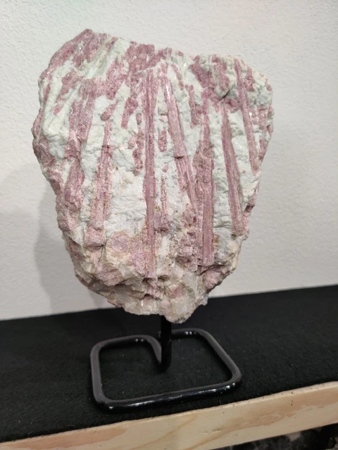 RUBELLIT, ROTER, ROSA Turmalin 3,93kg, 25,7cm, Schörl, Metallständer ...