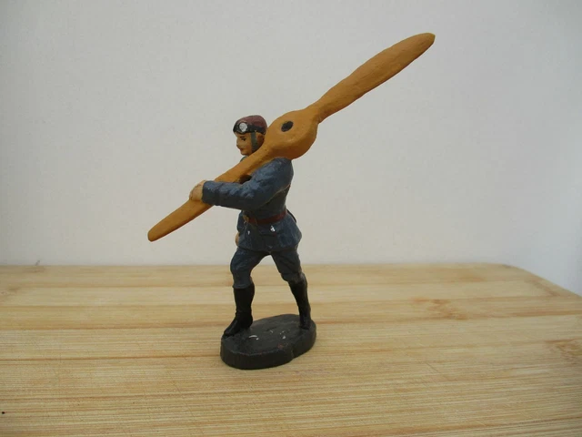 LUFTWAFFE PILOT PROPELLER tragend, Hausser Elastolin - Massefigur, 7,5 ...