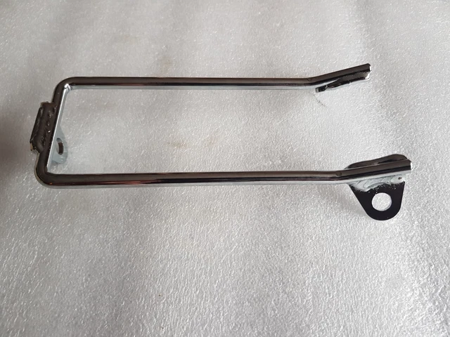 YAMAHA FS1E / Fs1E-Dx Rear Mudguard / Light Chrome Bracket / Stay £56. ...