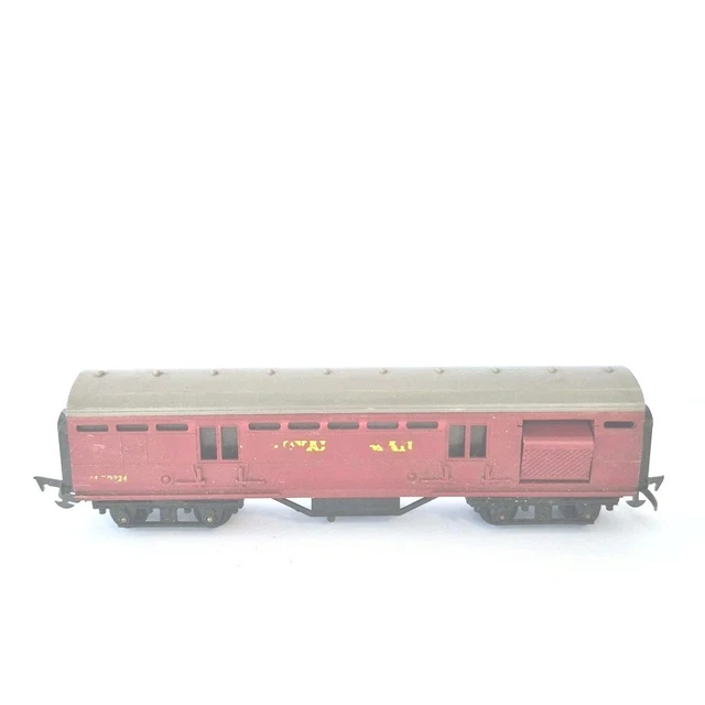 TRIANG TRI-ANG ROYAL Mail Coach 00 Guage Parcel Delivery Car M-30224 ...