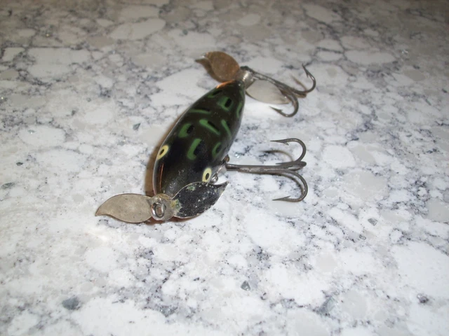 VINTAGE HEDDON WOUNDED Spook Fishing Lure Frog Pattern $12.00 - PicClick