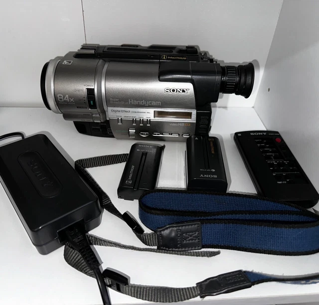 SONY HANDYCAM CCD-TR3200E PAL videocamera analogica 8 mm Hi 8 video 8 ...
