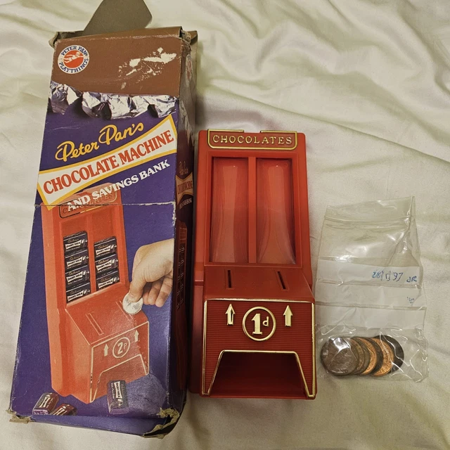 VINTAGE PETER PAN Cadburys Chocolate Dispenser Money Box 2p £34.95 ...