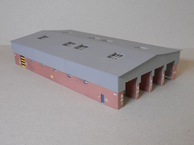 N GAUGE LOCOMOTIVE Shed Model Railway Building £29.95 - PicClick UK