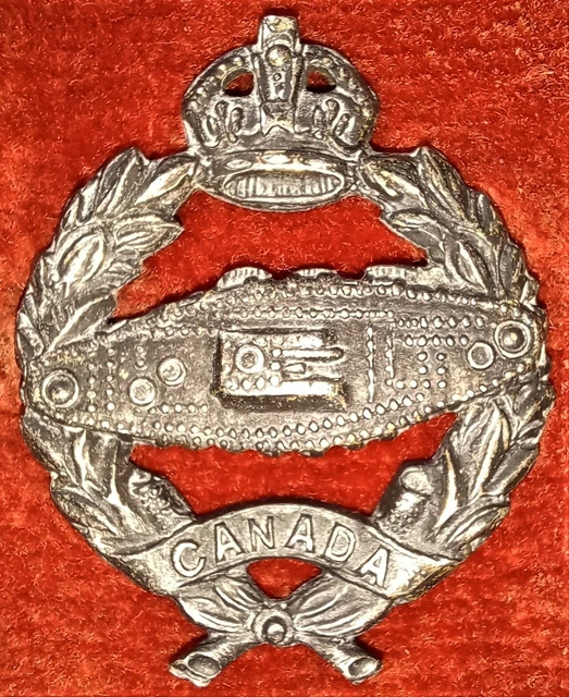 CANADIAN ARMOURED CORPS Officer's KC Collar Badge, Canadian WW2, Mazeas ...
