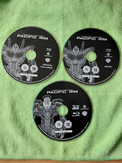 PACIFIC RIM 3D Blu-ray Limited Edition Gipsy Danger Collector's Case ...