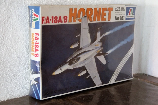 ITALERI &HORNET F/A - 18A/B" Düsenjäger EUR 25,00 - PicClick DE