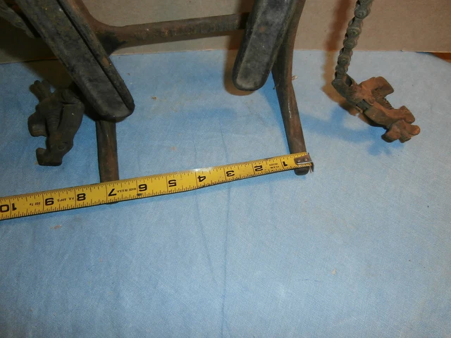 ANTIQUE CAST IRON Unique Automotive ? Puller Chain Tool E W Spaulding ...