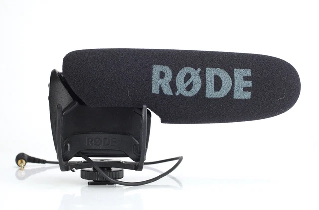 RODE VIDEOMIC PRO Directional On-camera Microphone & Shock Mount ...