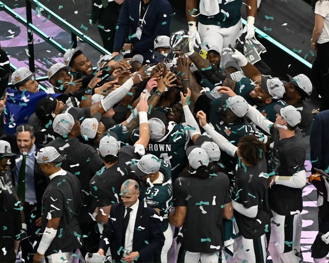 PHILADELPHIA EAGLES SUPER Bowl LIX Champions Trophy 8x10 NFL Football Photo $17.41 - PicClick AU