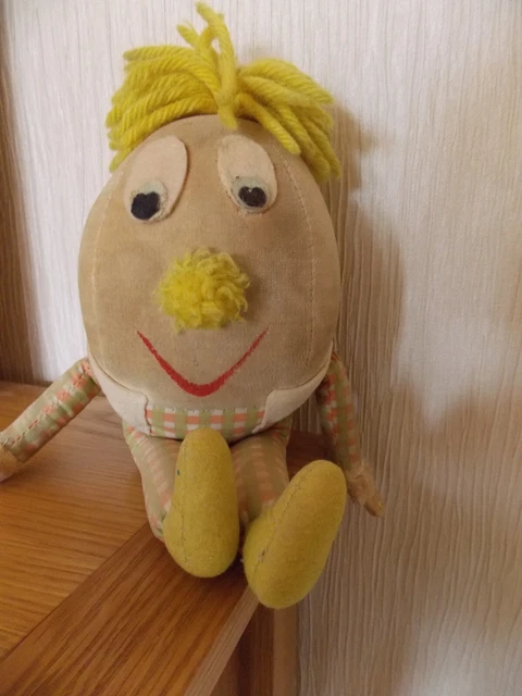 TEDDY BEAR VINTAGE friend genuine MERRYTHOUGHT tinkling Humpty rattle ...