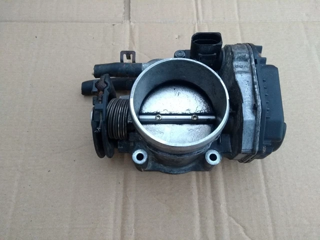 VW GOLF MK3 VR6 OBD1 Vento Jetta Passat THROTTLE BODY 021133064 A EUR ...