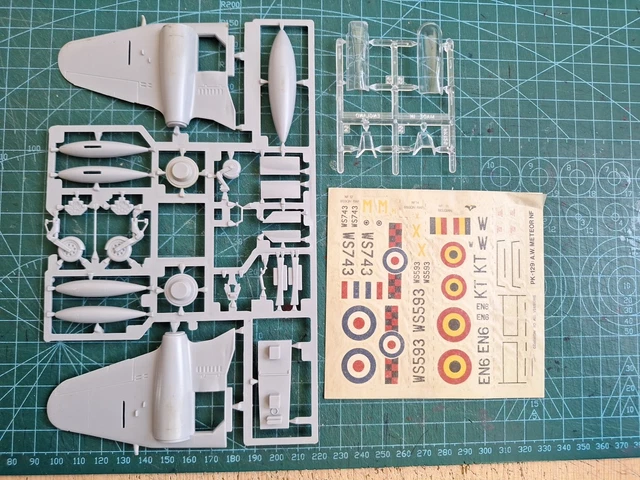 MATCHBOX ARMSTRONG WHITWORTH Meteor Nf.14/12/11 Model Kit 1/72 Scale ...
