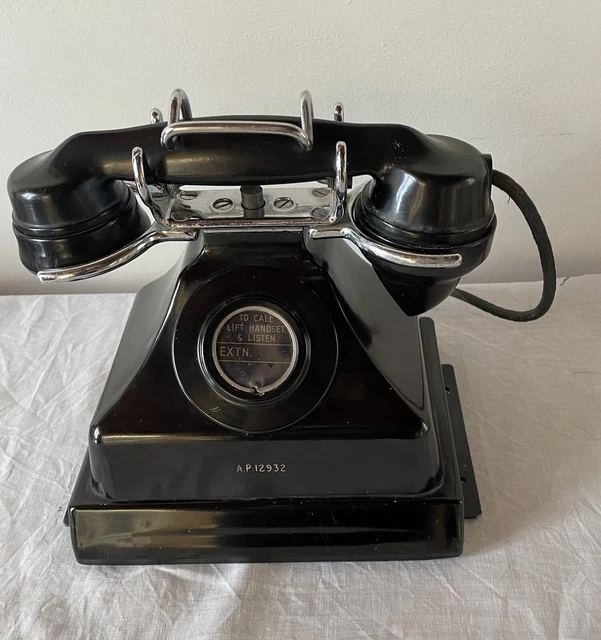 A VINTAGE BLACK Bakelite Admiralty Pattern GEC Pyramid Telephone ...