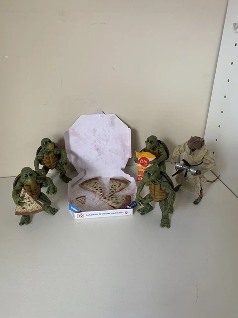 NECA TEENAGE MUTANT Ninja Turtles Splinter & Baby Turtles figures EUR ...