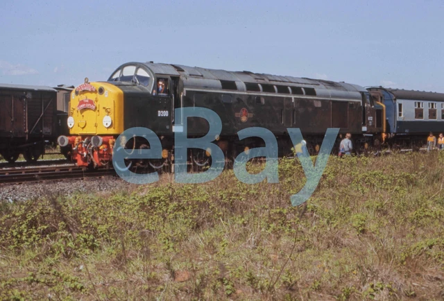 35MM RAILWAY SLIDE of Class 40 40122 Copyright to Buyer £5.91 - PicClick UK